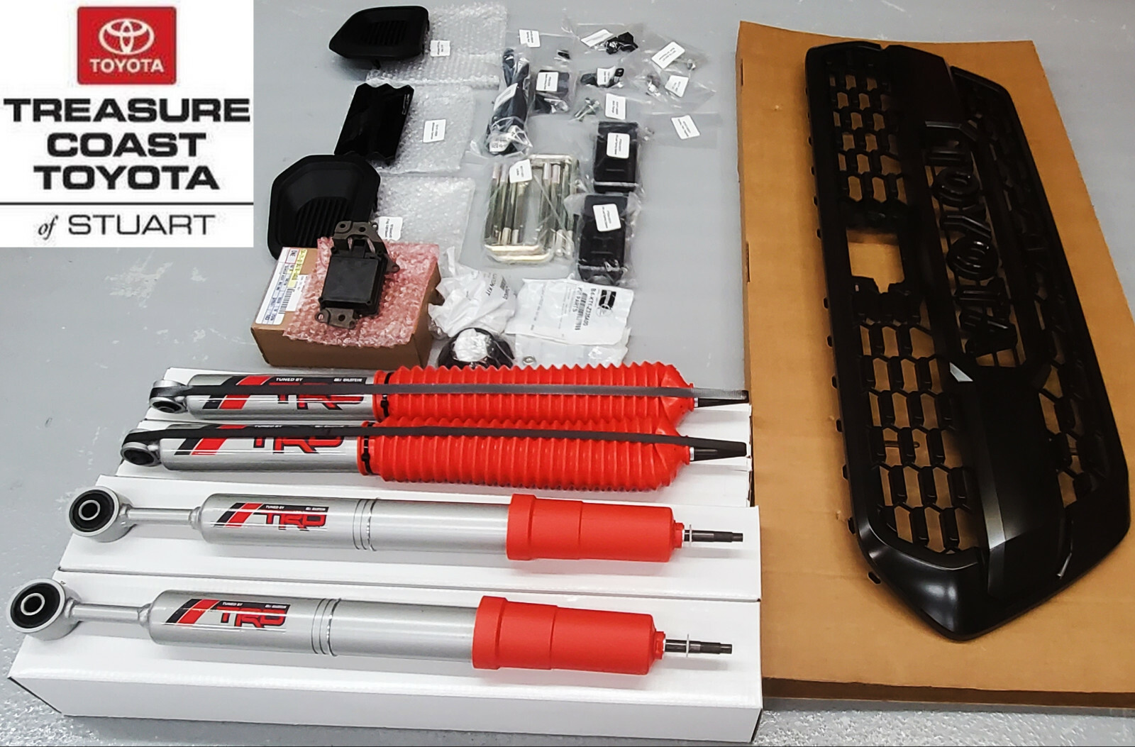 NEW OEM TOYOTA TACOMA 18-23 BLACK TRD PRO GRILLE & SENSOR TRD SHOCKS ...