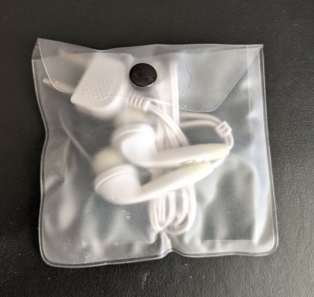 American Airlines AA International Travel Earbuds Headphones w/ Socket ...