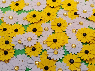 30 Pretty Yellow/White Layered Flowers. Toppers Embellishments A Gem in ...