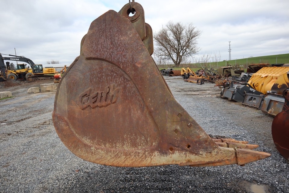 36" Geith Excavator Bucket; 80 mm Pins; Fits: Cat, Case, Deere, Hitachi ...