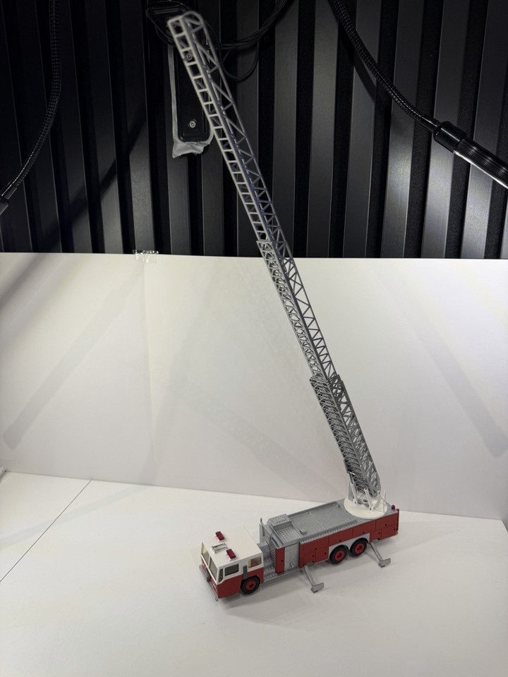Conrad 5504 Feuerwehr Drehleiter 1:50 – seltenes Sammlermodell W ...