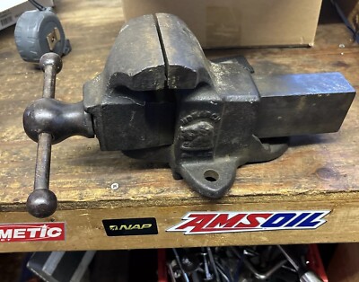 NICE Rare MONARCH #213 Lions Head Vise 3.5" Jaw Antique Fixed Base ...