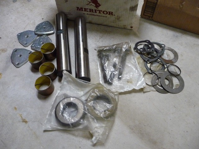 Arvin Meritor R201315 King Pin Bolt Set - Axle Model Ff941 Ff961 for ...