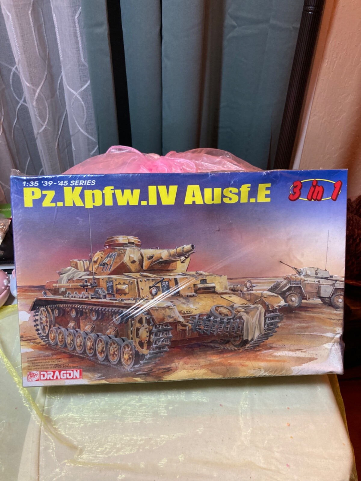1/35 Dragon 6264: PzKpfw IV Ausf E (Build 1 of 3 Tank Versions) with ...