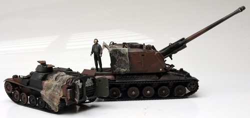 1:35 French 155mm AMX-30 AuF1 + AMX VCA Heller Model Kit gebaut pro ...