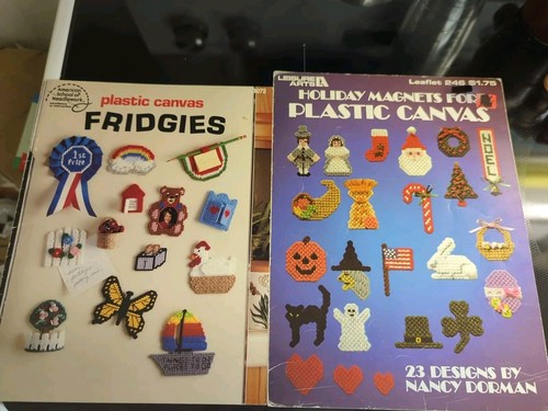 Fridgies (Magnets) in Plastic Canvas Leaflet & Holiday Magnets In ...