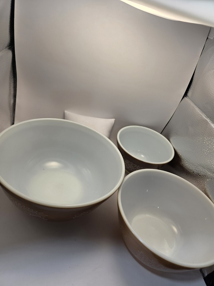 VTG Pyrex Corning Woodland Nesting Mixing Bowls (Set of 3) Brown Hues ...