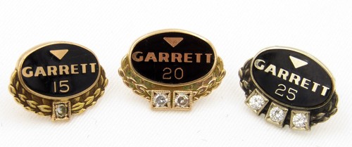 10K pins - Garrett Airesearch (x3) years service award pins - (15,20 ...