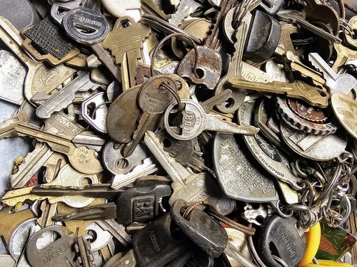 Lot of Misc Cut Keys 1~Pound (LBS) HOUSE,CARS,SECURITY,LOCKS,0LDFARM Exc | eBay