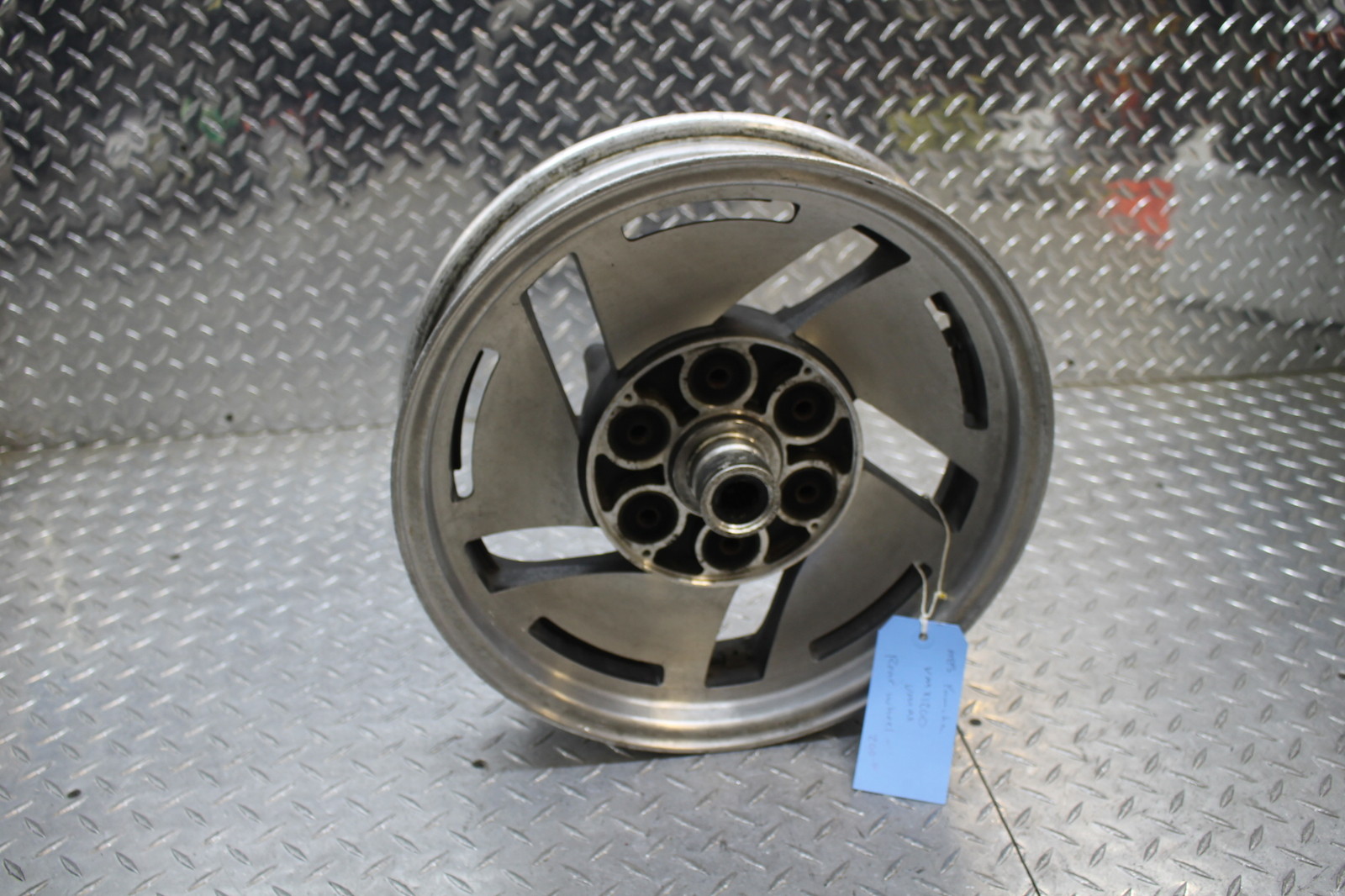 1986 YAMAHA VMAX 1200 VMX1200 REAR BACK WHEEL RIM 15X 3.50 | eBay