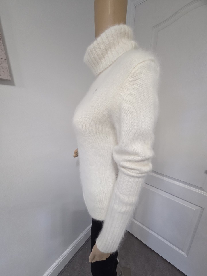 Stunningly Gorgeous Longhaired Furry Roll Neck Angora Jumper By Merc Of ...
