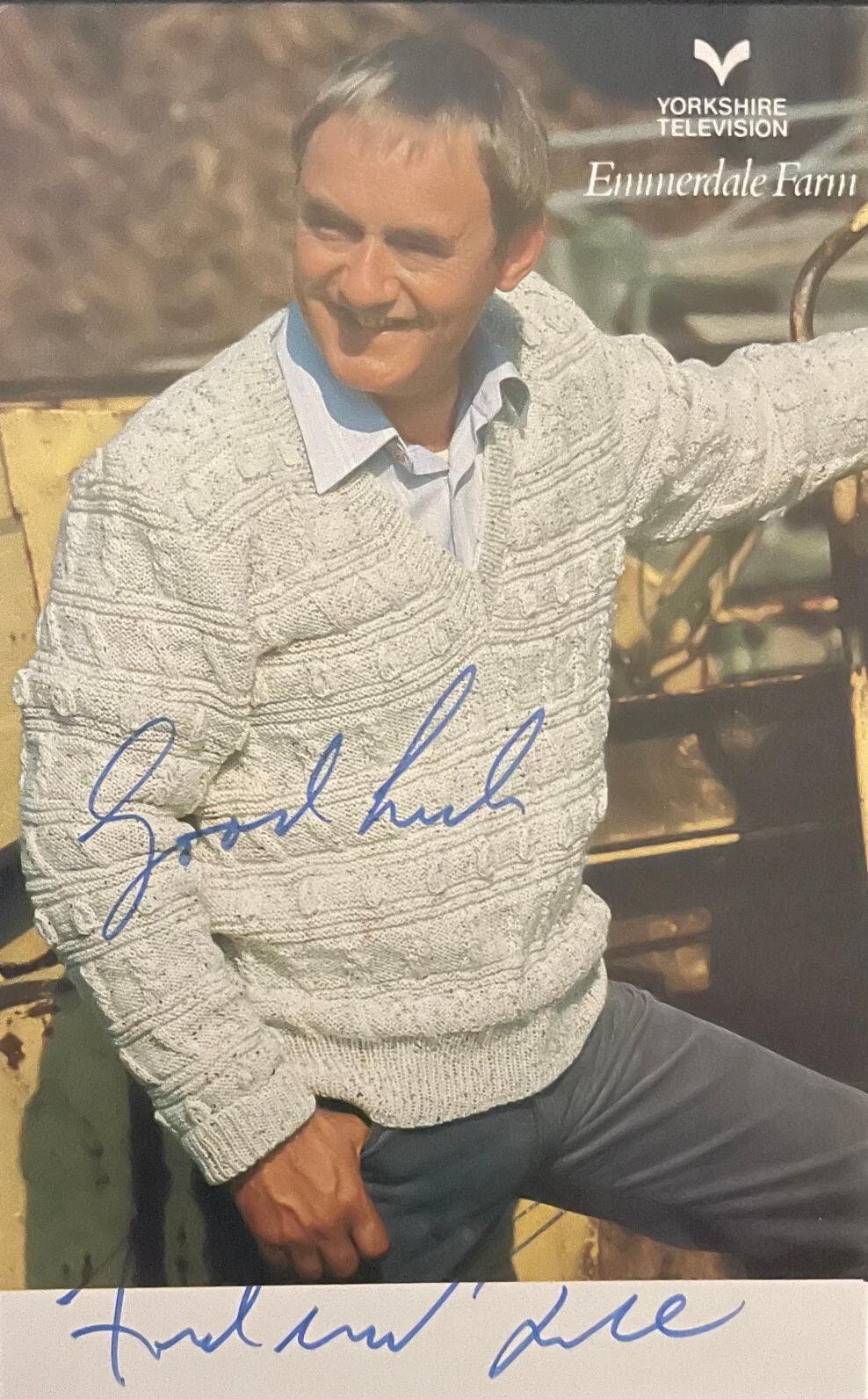 Frederick Pyne Matt Skilbeck Emmerdale Farm Actor Original Hand Signed ...