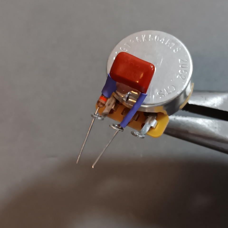 TREBLE BLEED "TV Jones Spec" "SERIES" 1nF Poly Film cap, 150K DALE ...