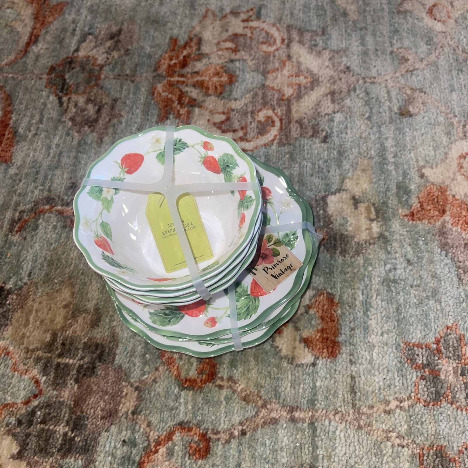 NEW Primrose Vintage 8 PC Strawberry Fields Dessert Plates & Bowls ...