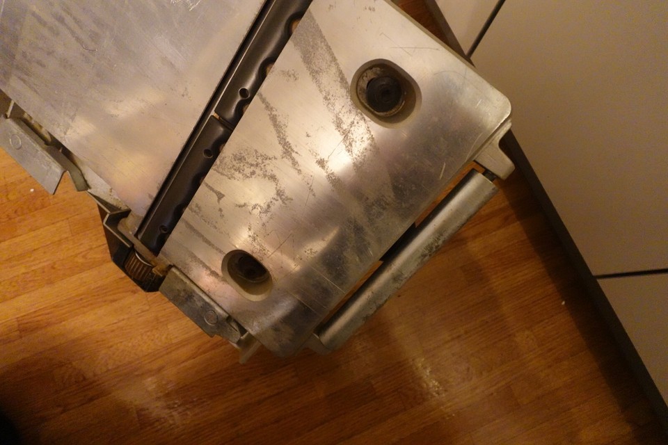 Makita KP312 Handheld 12 - 1/4" Corded Planer 312mm 100V 15A 1430W 18kg ...