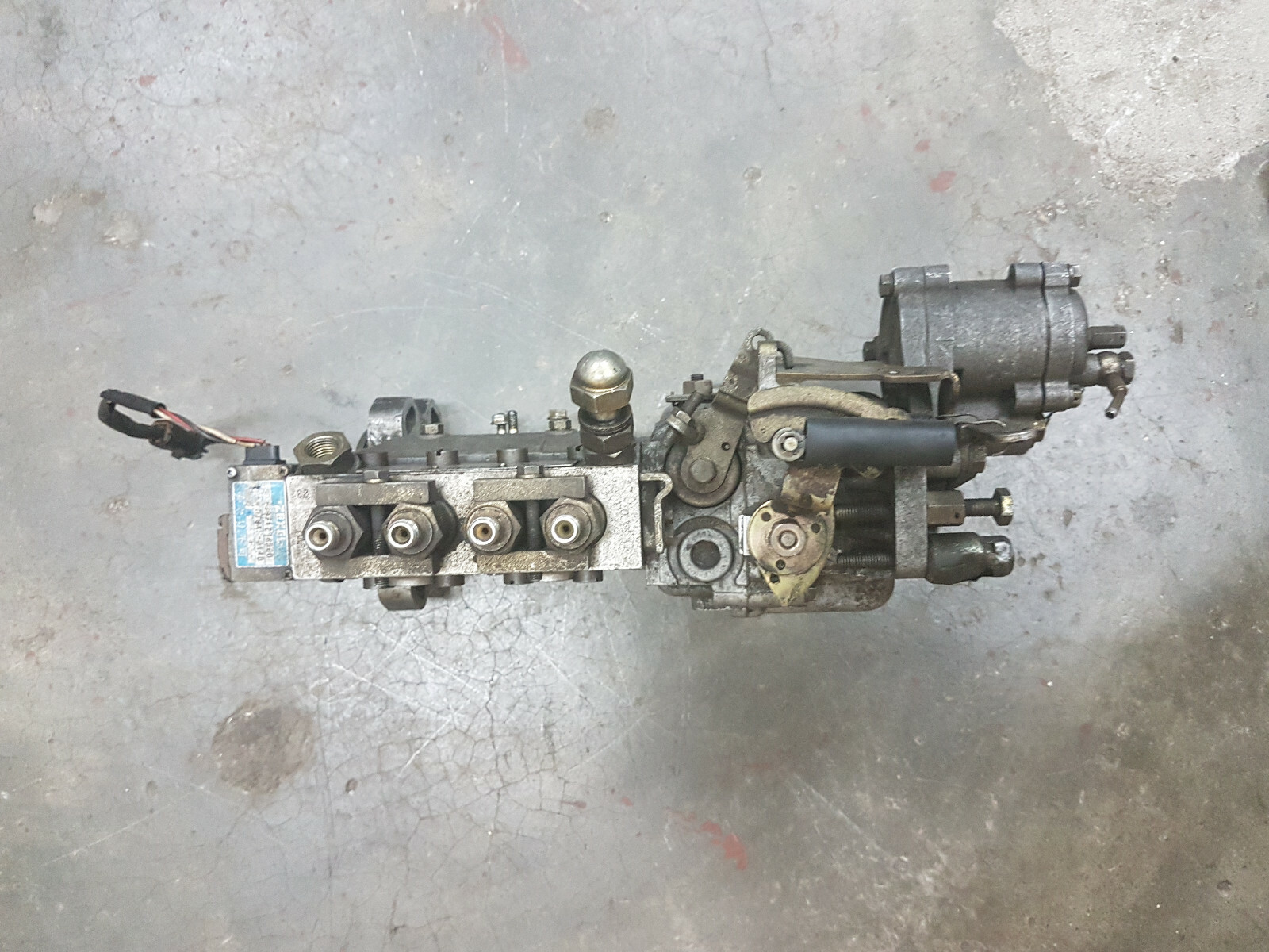 Used ZEXEL PES4MD105 Fuel Injection Pump For Isuzu 4HG1-T 101401-7453 ...