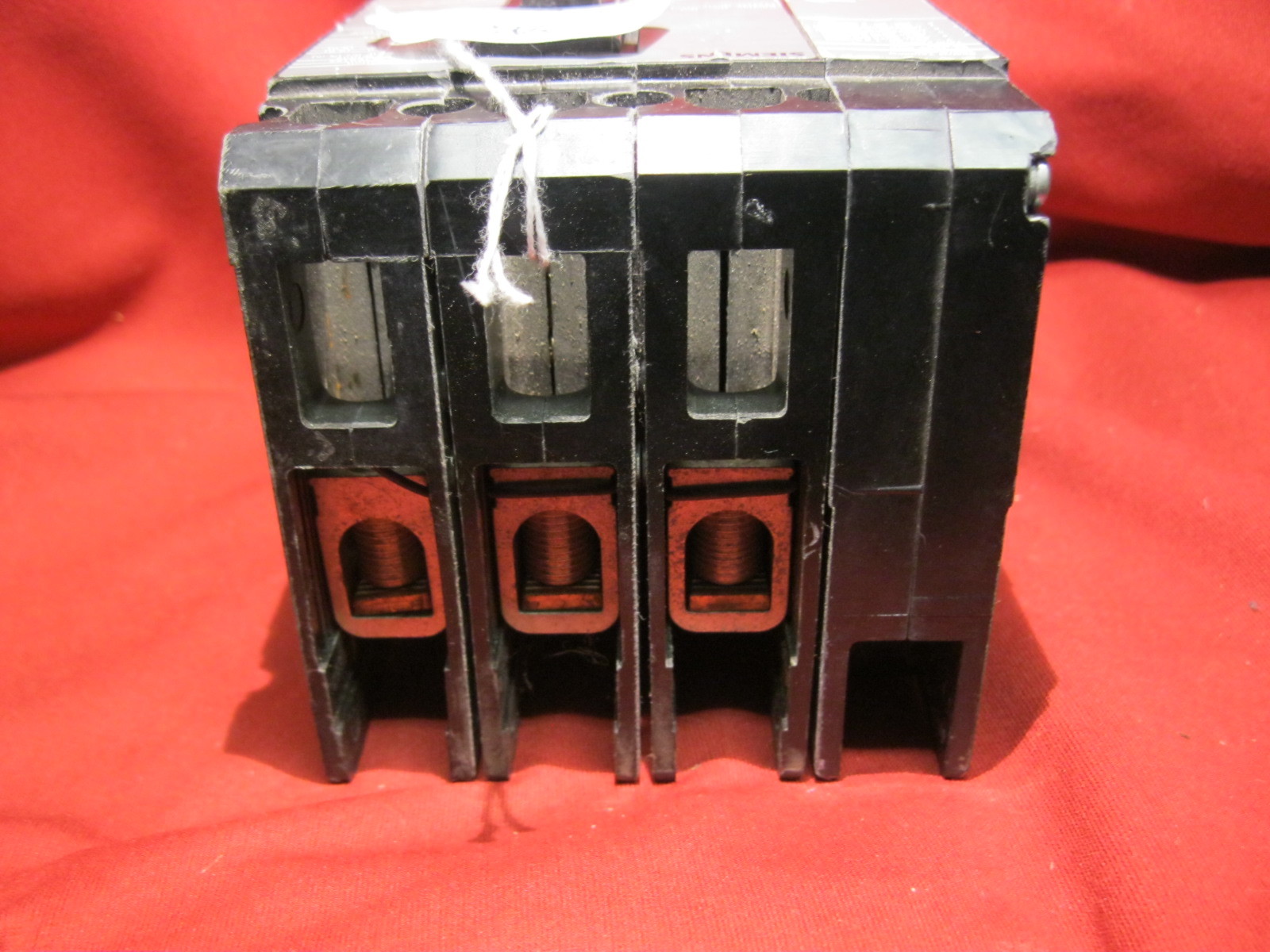 Siemens ED43S125A 125V 480V Circuit Breaker with A02ED62 Auxiliary ...