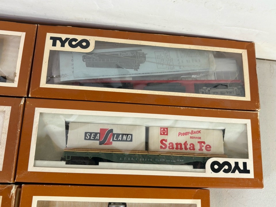 TYCO HO Gauge Model Trains & Tracks Lot 6F85 | eBay
