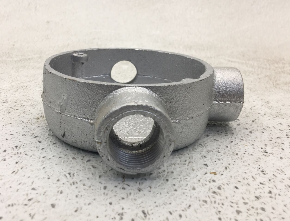 SEHT-75 APPLETON METAL 3 HUB ROUND JUNCTION UNILET WITH 3/4 INCH HUBS ...