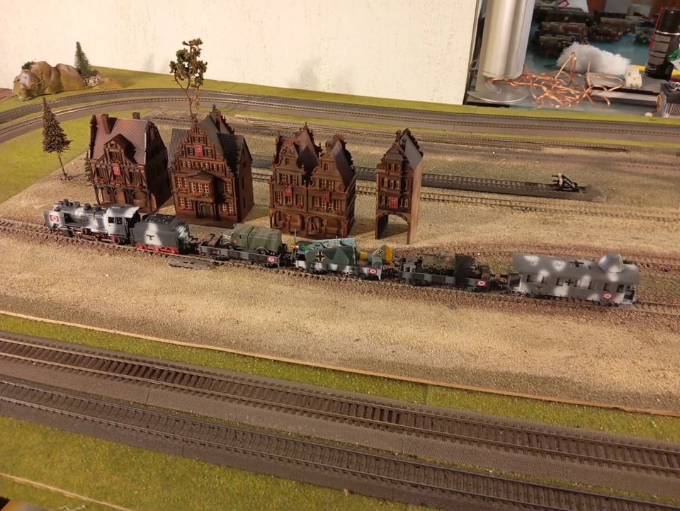 Marklin 3003, WWII MILITARY TRAIN SET OF ARMED WAGONS, SCALE HO | eBay