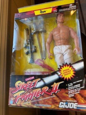 1993 Capcom GI Joe Street Fighter II Ryu Action Figure 6695 12" Tall ...