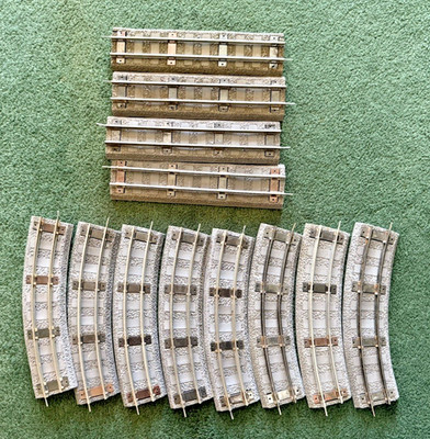 American Flyer # 27646,647 S-GAUGE GRAY RUBBER ROADBED & TRACK ...
