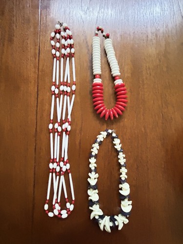 60s 70s 80s Mod Plastic White Red Blue Jewelry Set Necklaces | eBay