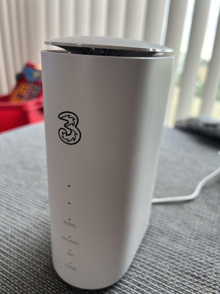 Unlocked ZTE MC801A WIFI + 5G Mobile Broadband Home Router | eBay UK