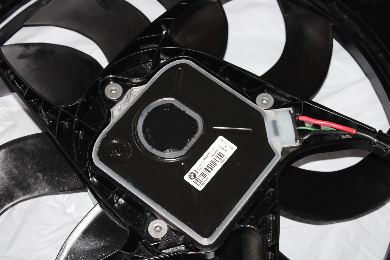 Engine Coolant AC Fan Housing 600w OEM BMW F30 F32 335i 335iX 435i 428i ...