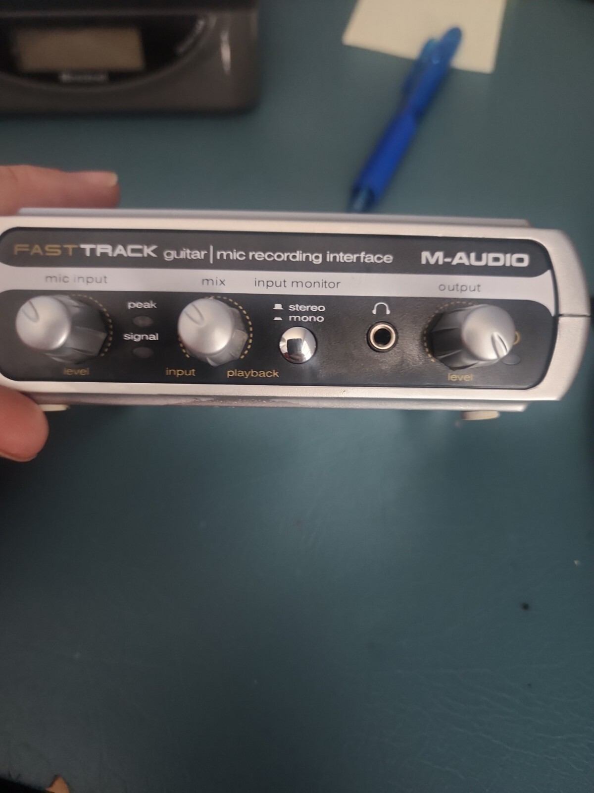 M-Audio Pro Tools B-Stock Fast Track Guitar Mic Recording Interface NO ...