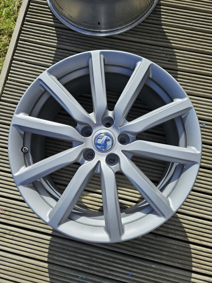 ALLOY WHEELS VAUXHALL CORSA VXR CLUBSPORT 18 Inch Rims 8J 5X110 ...