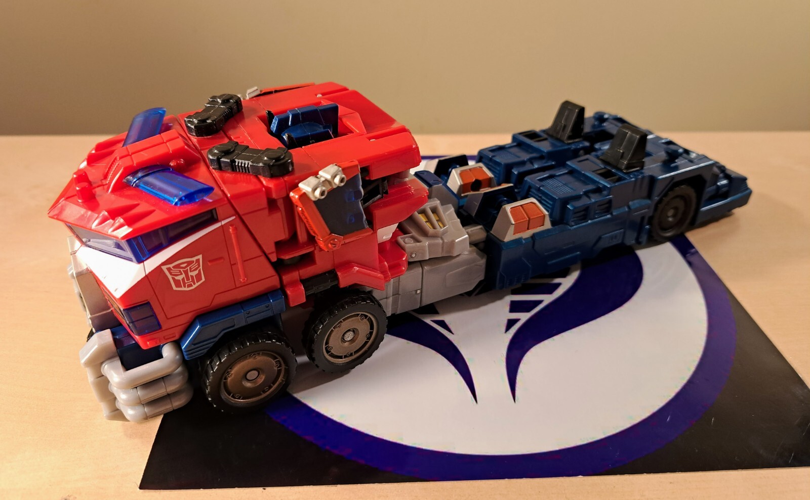 Transformers Cybertron Optimus Prime Toy
