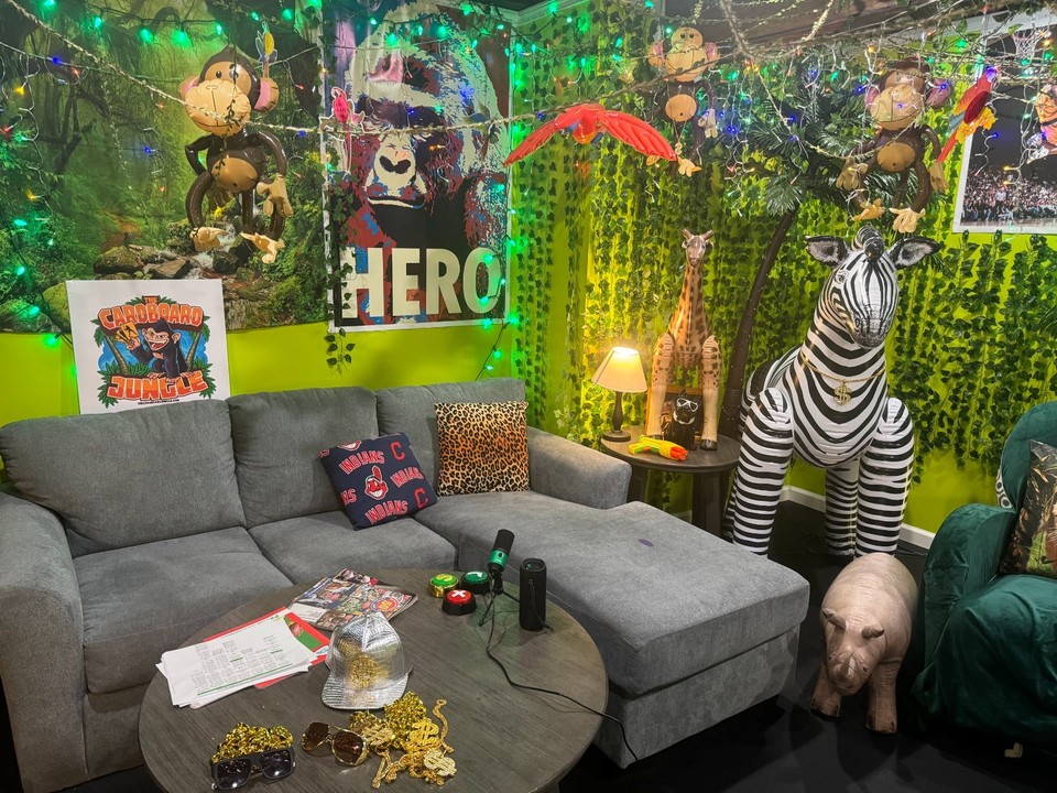 PYT - CINCINNATI REDS 2025 Topps Chrome Baseball! 2 Mega Boxes (6:10) 8 ...