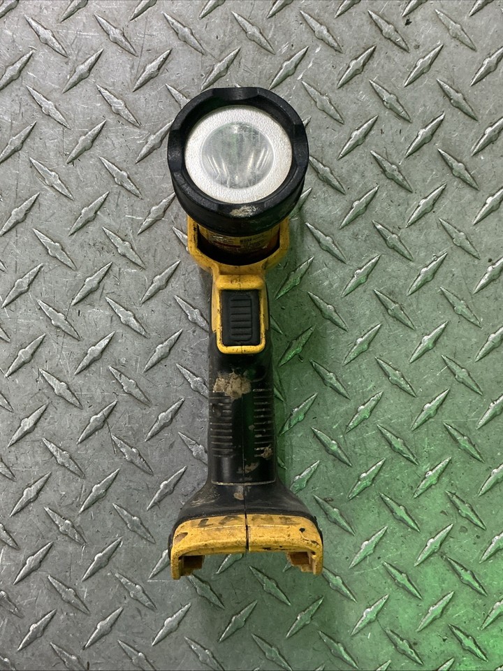DEWALT 20V MAX LED Work Light / Flashlight (DCL040) TOOL ONLY | eBay