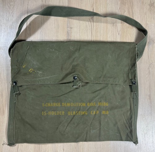 Vintage Vietnam War era Charge Demolition Roll M186 Blasting Cap M8 ...