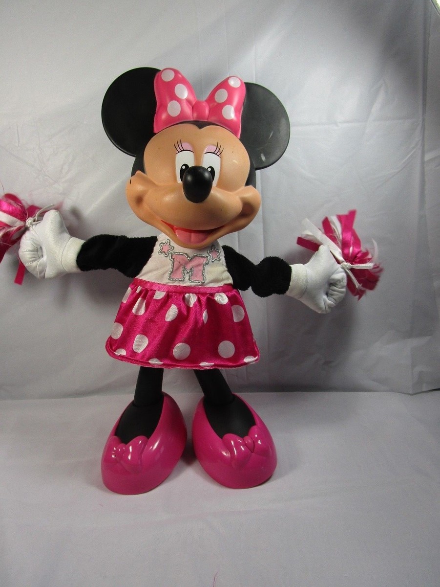 Minnie Mouse Cheerleader Stuffed Ainmhithe
