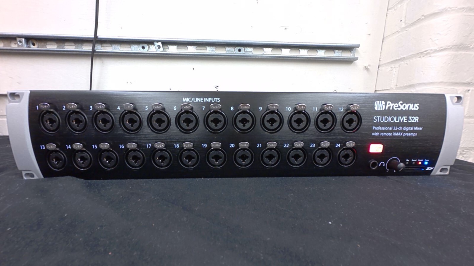 PreSonus StudioLive 32R - 32-channel Series III Rack Mixer - OPEN BOX ...