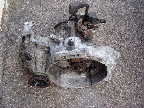 ++ VW Golf 3 1.9 TDI Getriebe GKB ASD 02A301107B 357721261 357199353 A ...