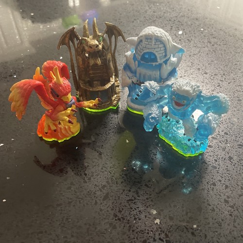 Skylanders Spyro Adventure Lot Of 4 (TESTED) Use figures for extra ...