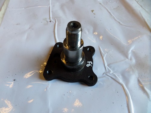 FORD FIESTA MK6 PASSENGER SIDE REAR STUB AXLE 2002 TO 2008 ABS HUB ...