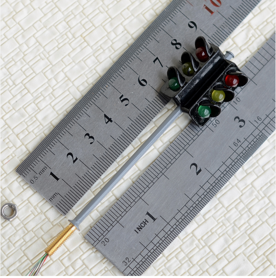 4 x O scale traffic signal light model railroad crossing walk ...