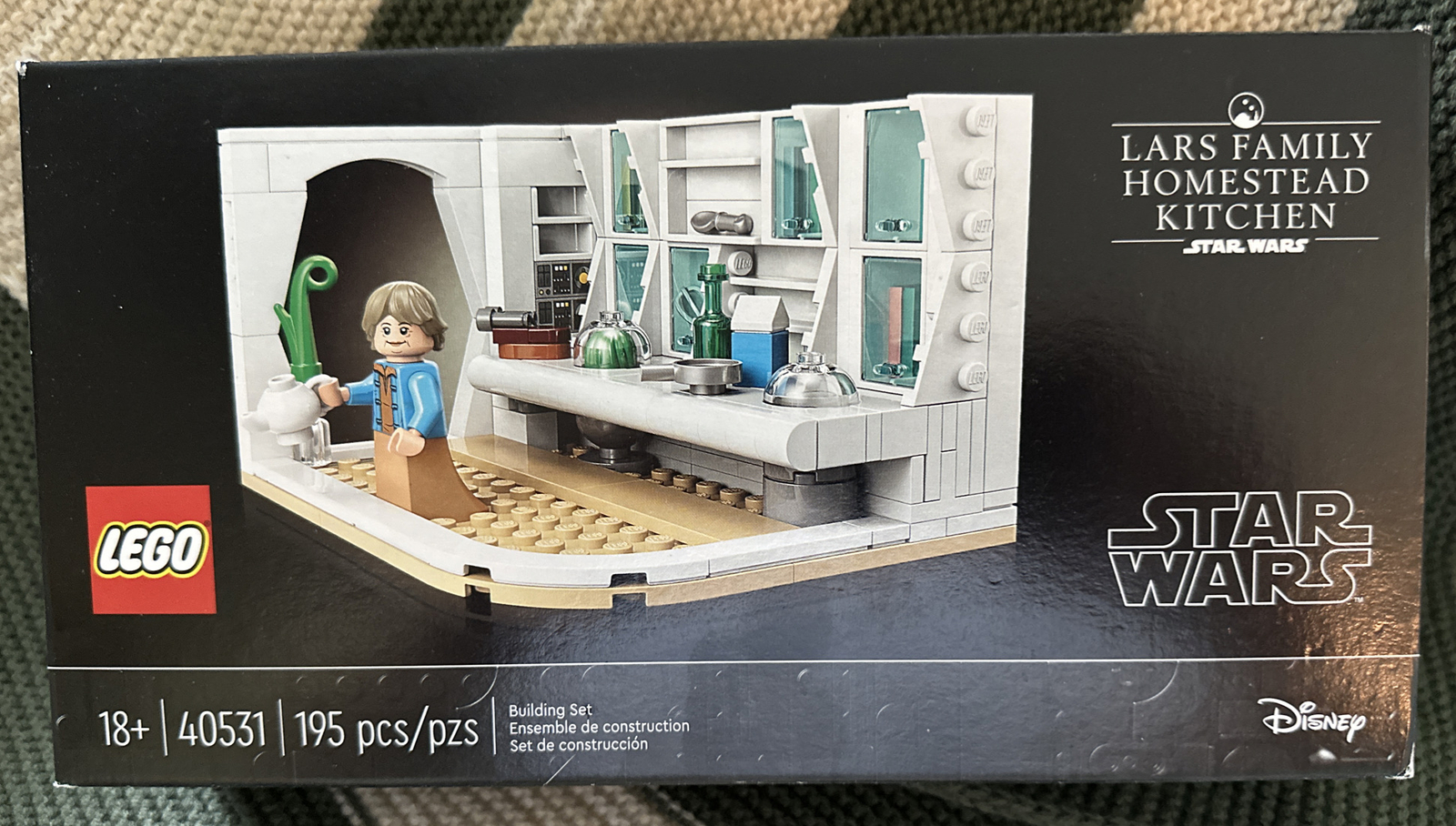 LEGO+Star+Wars%3A+Lars+Family+Homestead+Kitchen+%2840531%29 for sale ...