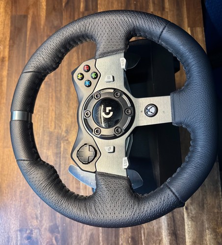 Logitech G920 Driving Force Racing Wheel and Floor Pedals (Read ...