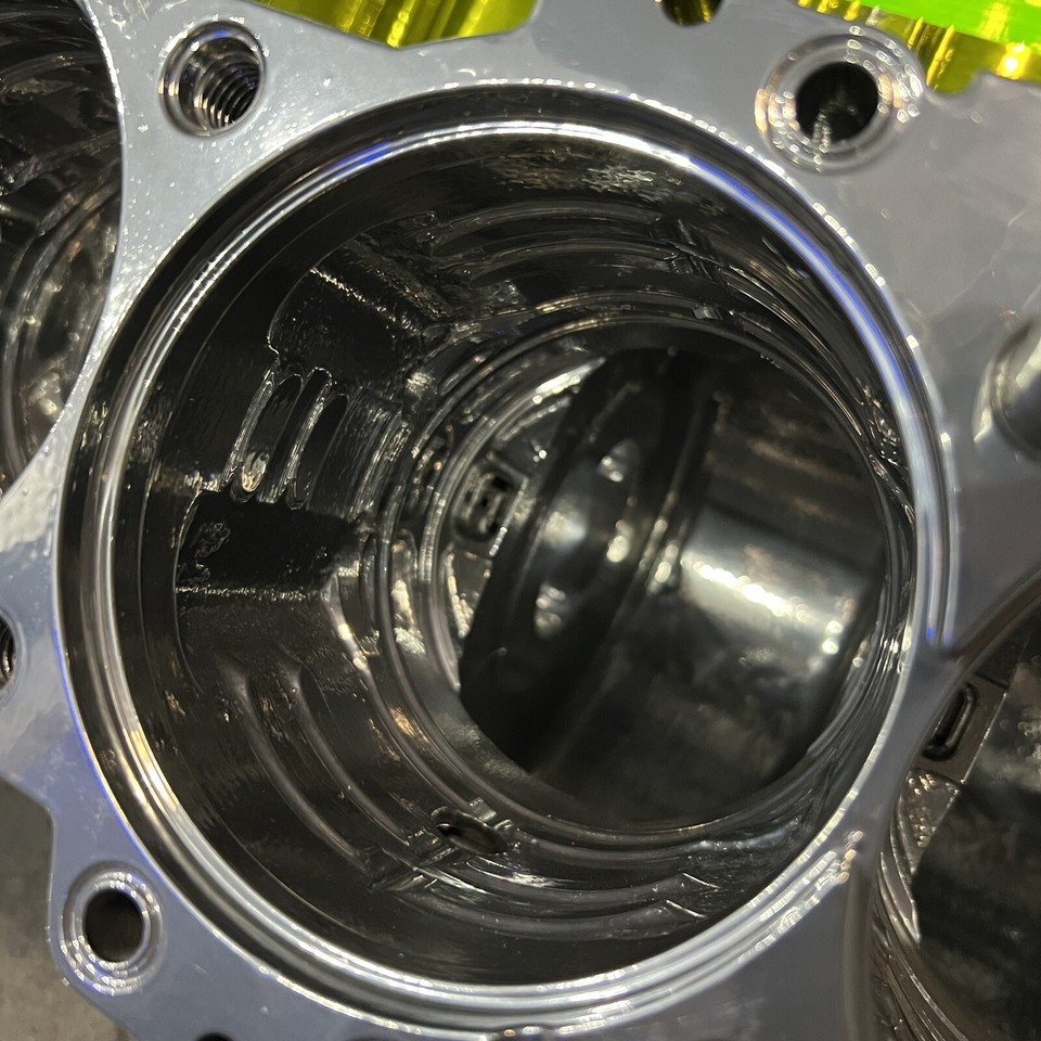 V8 Lamborghini Engine Block Coffee Table. | eBay UK