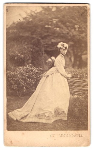 Fotografie Sheldon & Davis, London, Alexandra von Dänemark, Queen of ...