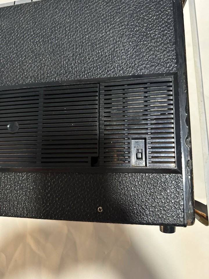 VINTAGE GRUNDIG SATELLIT 1000 MULTIBAND RADIO RECEIVER AM FM SW LW ...