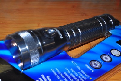 Streamlight 51011 2 D-Cell Xenon/10-LED Twin-Task Flashlight, Titanium ...