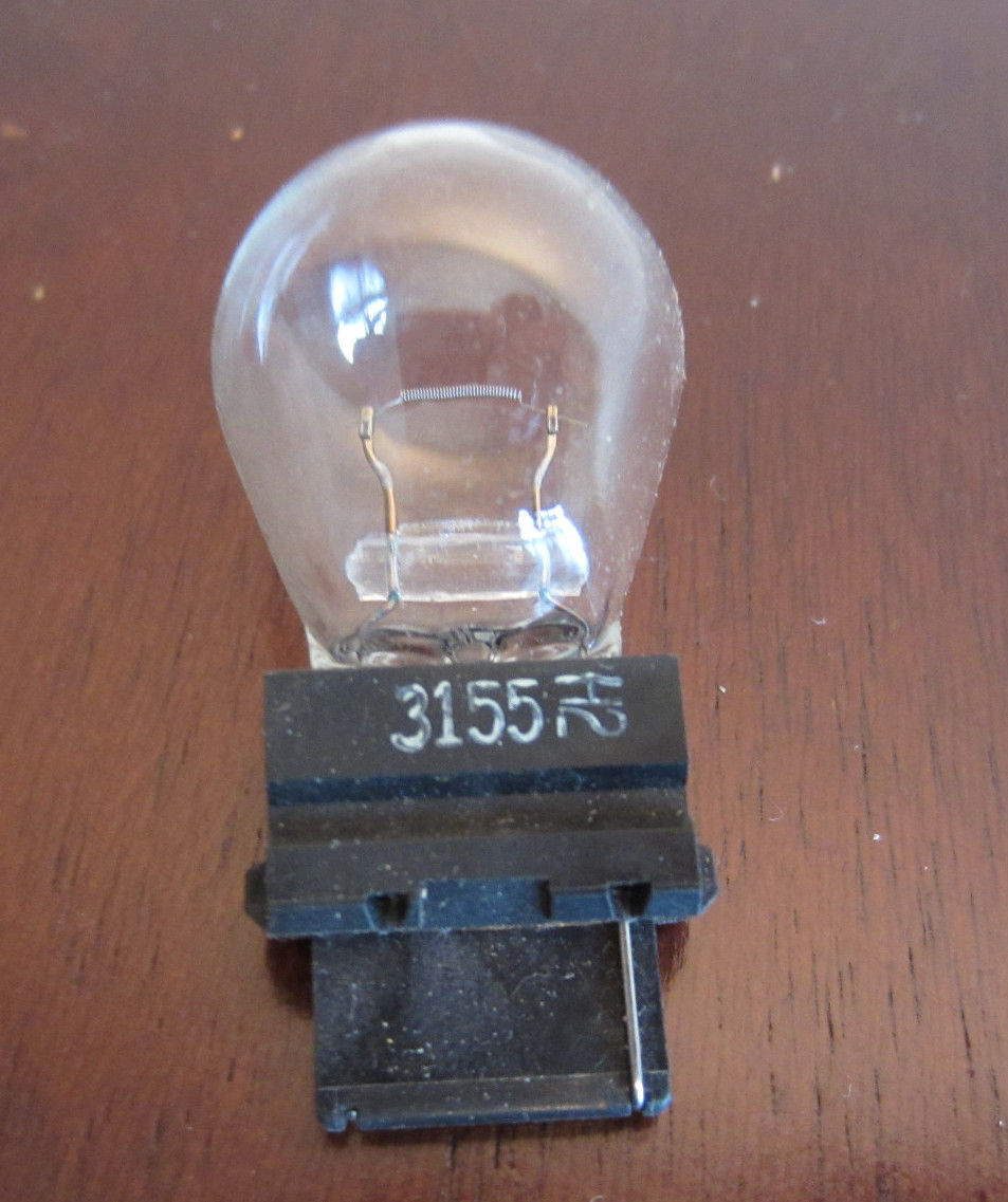 Box Of 8 GE General Electric Sylvania 3155 Miniature Lamps Light Bulbs ...