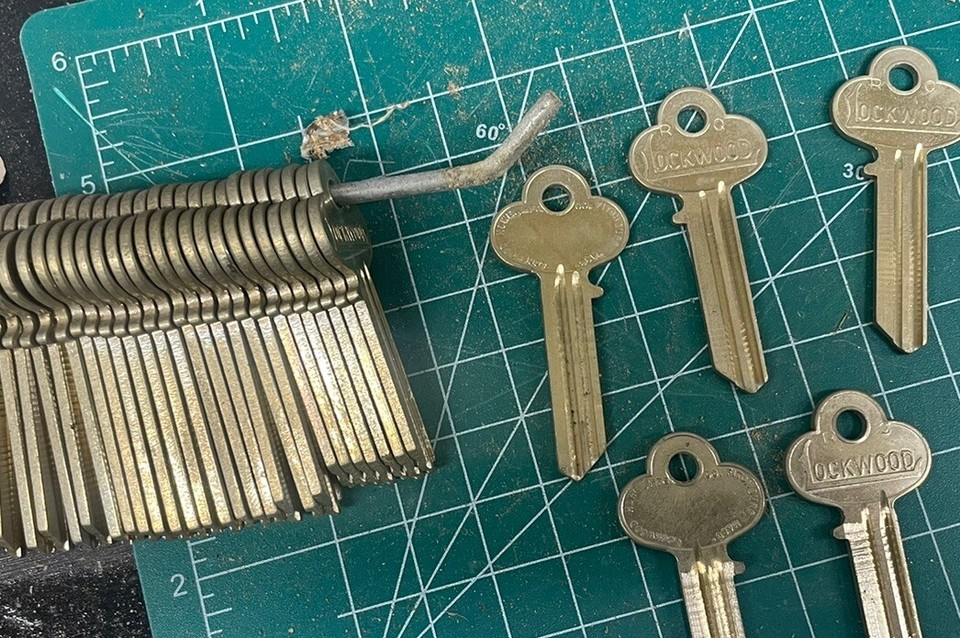 5 Lockwood RQ Key Blanks NYC Locksmith Original USA Brass 7 Pin Long ...