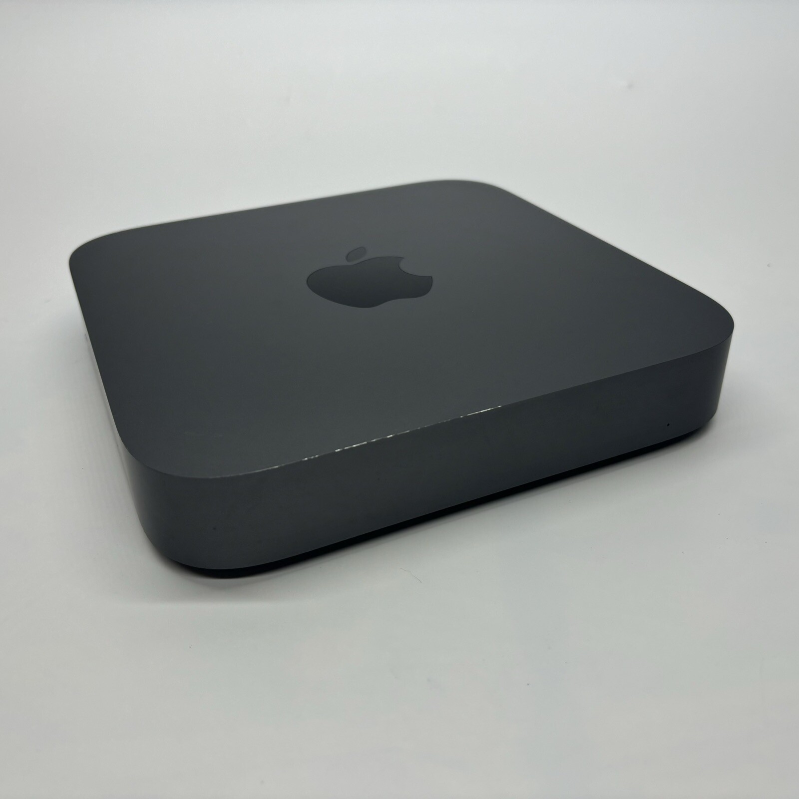 Apple Mac mini A1993 Intel i3-8100B 3.6 GHz 8 GB RAM 120 GB SSD Sonoma